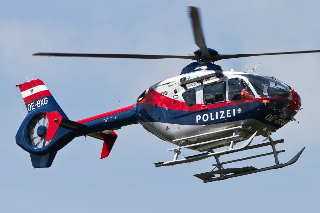 OE-BXG/Polizei Österreich/ EC135 Eurocopter/Donauwörth/11.05.2010 ...