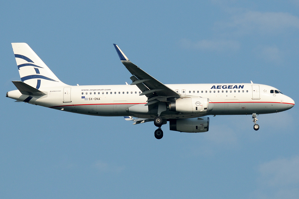 Airbus A 320-200 Fotos (11) - Flugzeug-bild.de